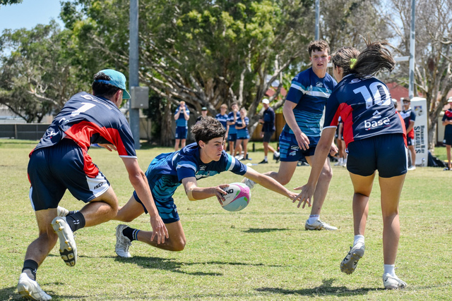 School students take part in world's largest touch football carnival ...